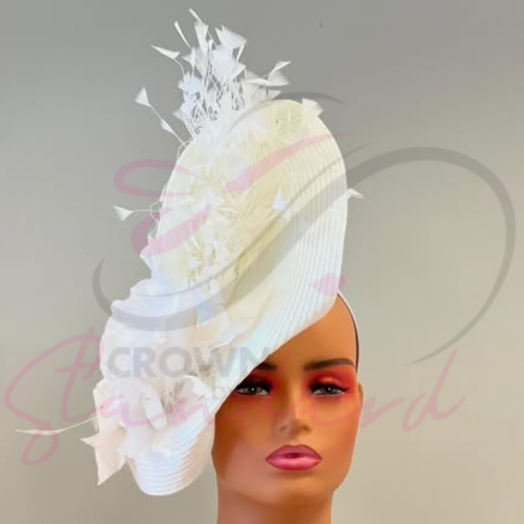 White fascinator with feathers! – Crown By Standard